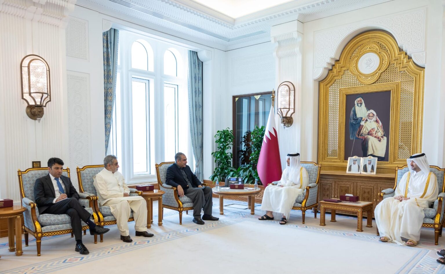Federal Interior Minister Mohsin Naqvi Meets Prime Minister of Qatar ...